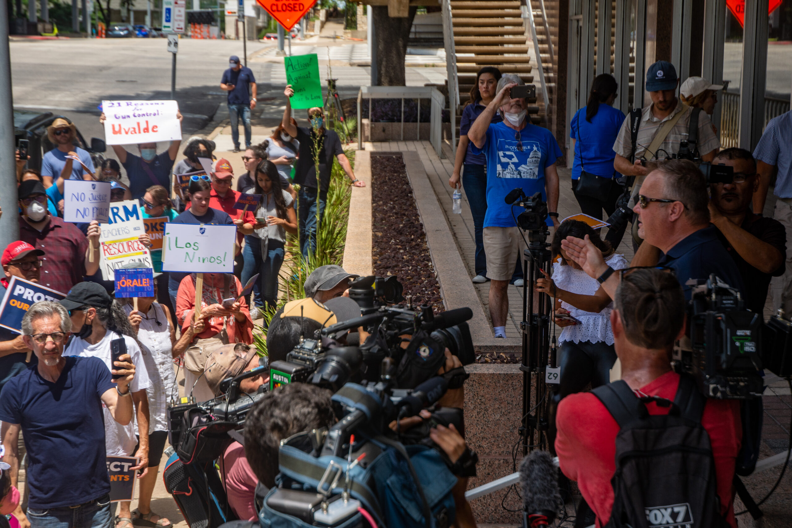 Texas AFT :In the News: Gun Violence in Our Schools & Communities ...